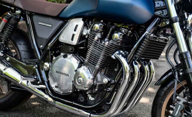 Honda Introduces the Cruiser CB1100 RS 2022 with Classic Design and Modern Technology - moto in ...