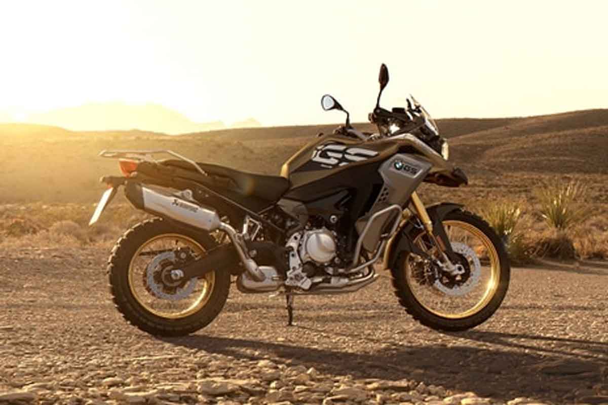 The Ultimate Guide to BMW Adventure Motorcycles 2023 - moto in world