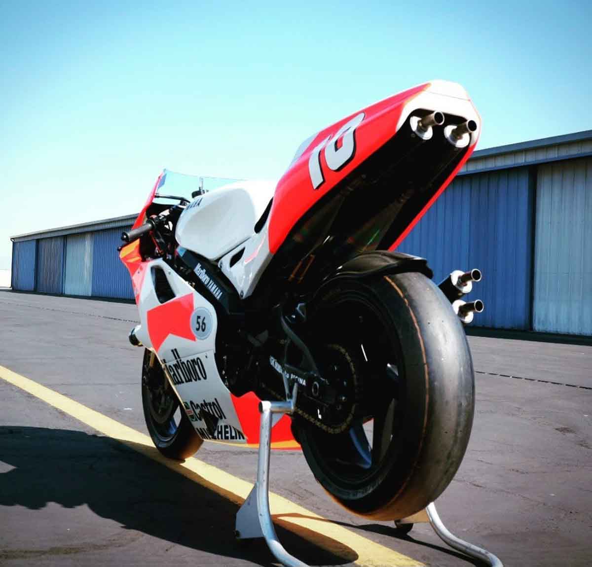 Unleashing the Power of the Yamaha YZR500: A Legendary Racing Machine - moto in world